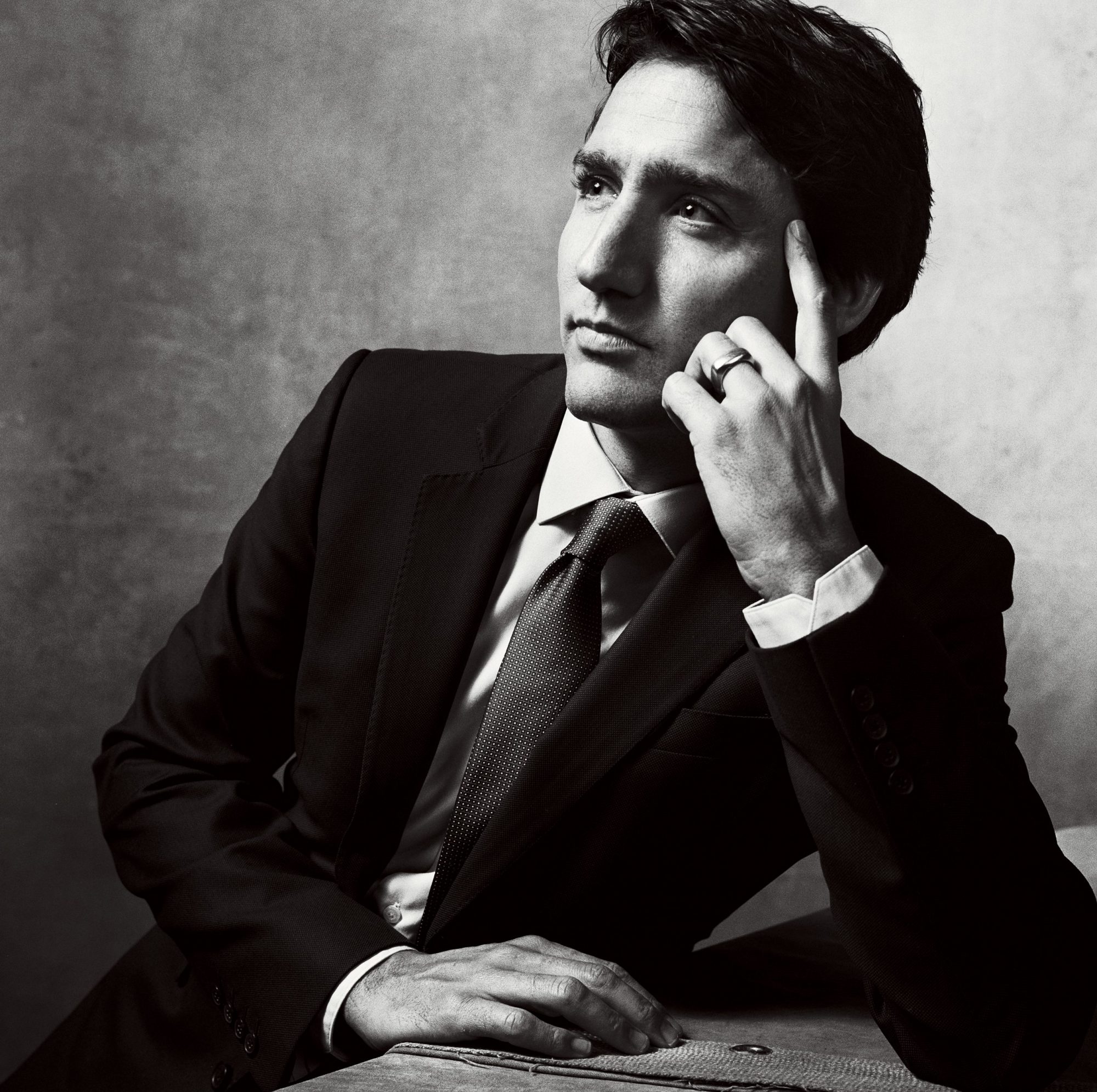 Why Everyone is Talking About Justin Trudeau’s Sexy Vogue Photo Shoot ...